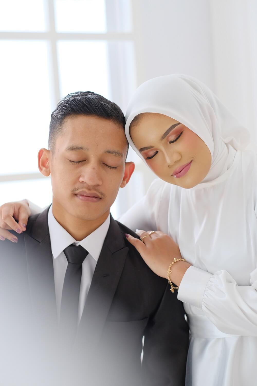 Ana & Aris - Lare Rigen